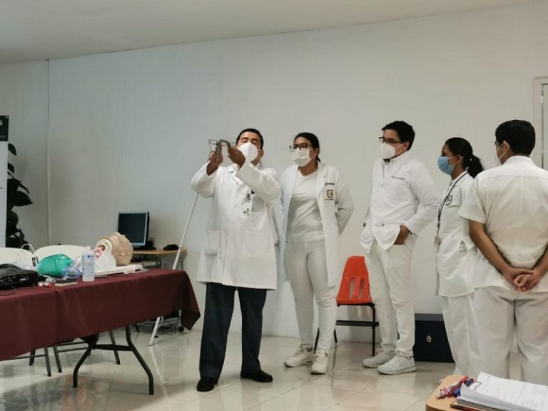 CAPACITACIÓN CONSTANTE AL PERSONAL DE SALUD, HERRAMIENTA PRINCIPAL PARA ...