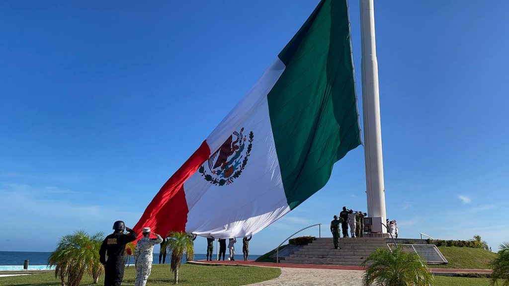 HOMENAJE A LA BANDERA MEXICANA TODOS LOS DOMINGOS DEL MES PATRIO – Sala ...